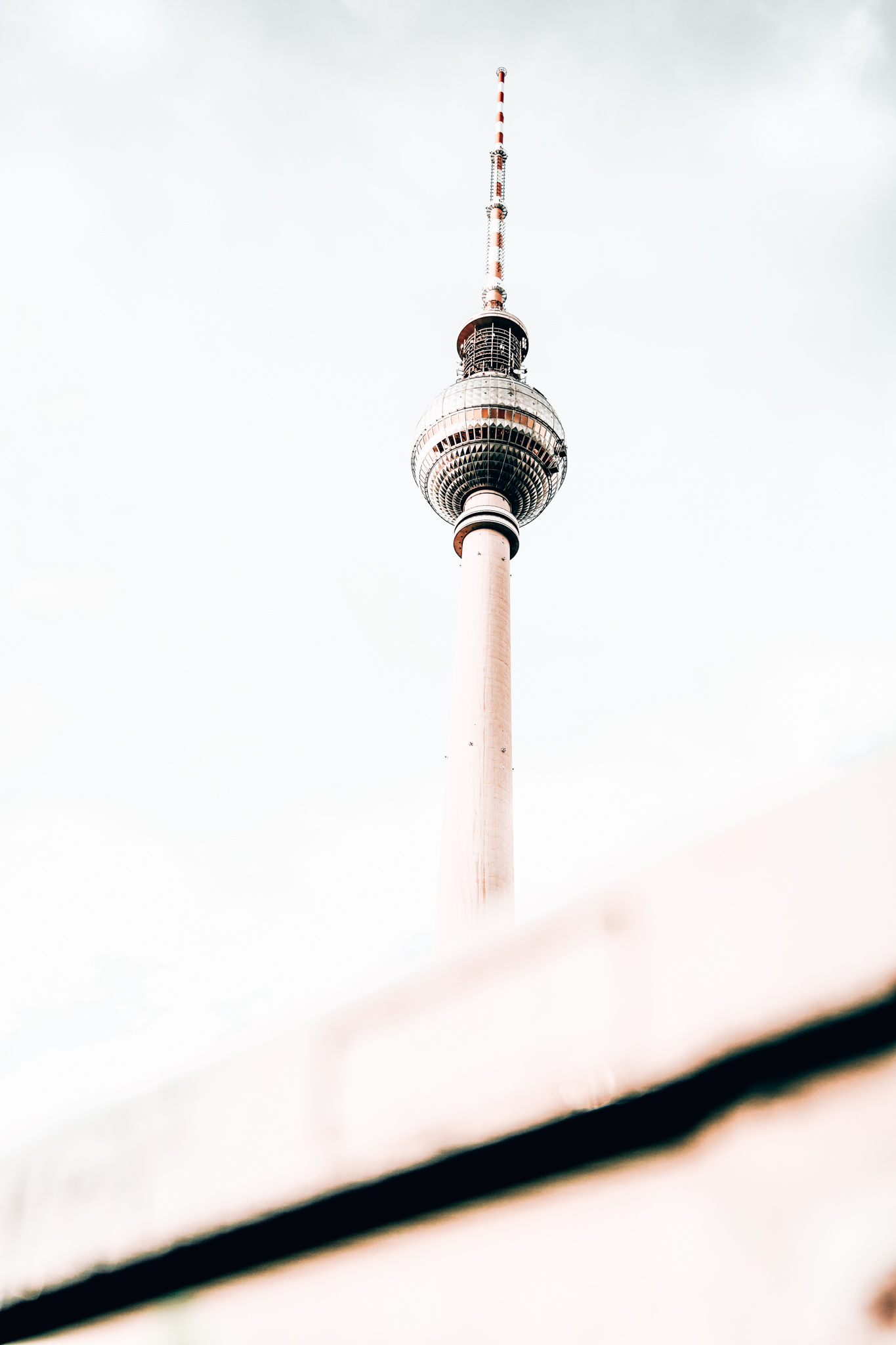 Discovering the 5 iconic highlights when traveling solo to Berlin, Germany.